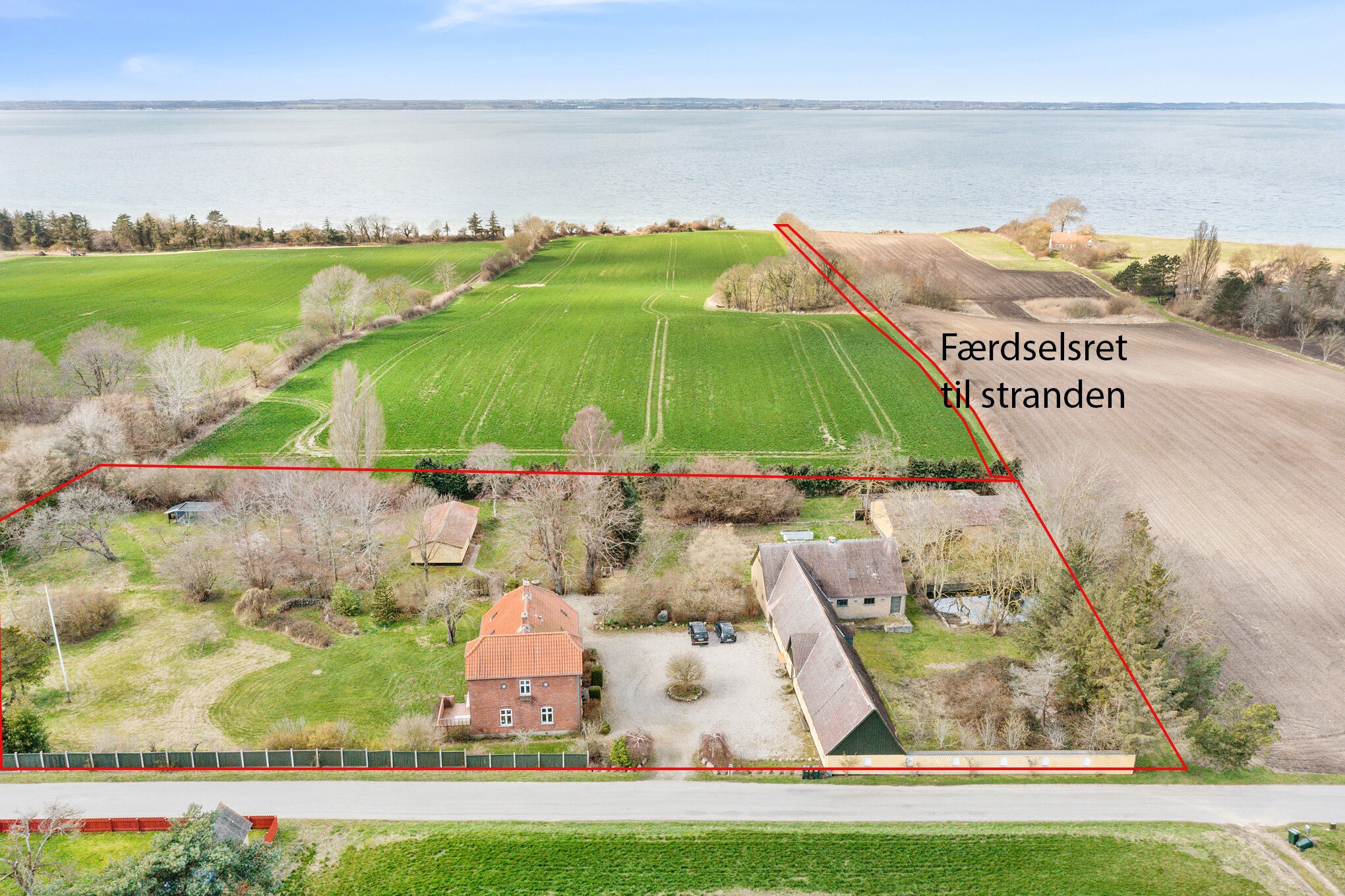 Sommerhus Langeland Landejendom | Luksussommerhuse og poolhuse i Danmark
